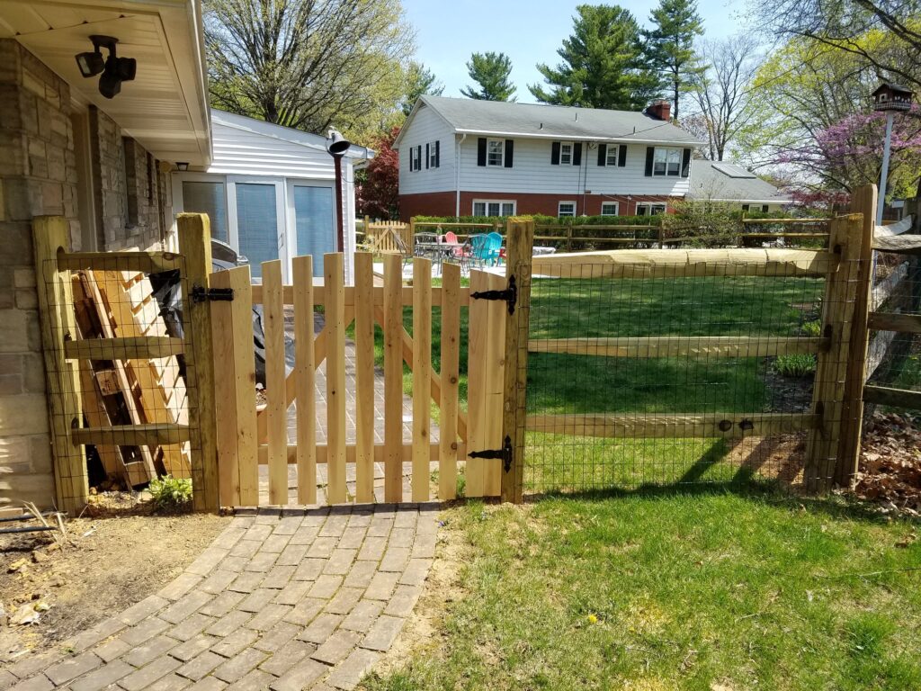 What Is Split Rail Fencing? Styles, Options, & Benefits Explained