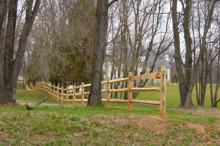 What Is Split Rail Fencing? Styles, Options, & Benefits Explained