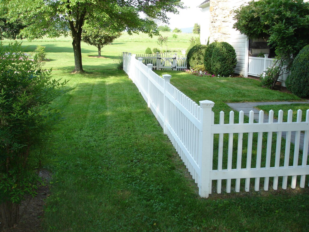 Our Vintage Fence Styles Recommendations | Old-Style Fences